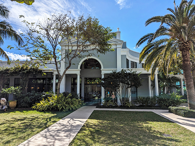 The elegant exterior of TooJay's in Palm Beach might fool you&mdash;tropical landscaping and white columns hiding a temple of Jewish comfort food within.