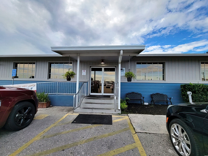 The unassuming blue-trimmed exterior of Farmer's Market Restaurant proves once again that culinary treasures often hide in plain sight.