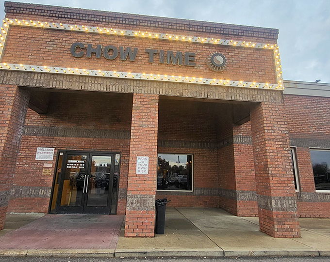 The unassuming brick exterior of Chow Time Buffet & Grill stands like a culinary fortress, promising treasures within that far exceed its modest fa&ccedil;ade.