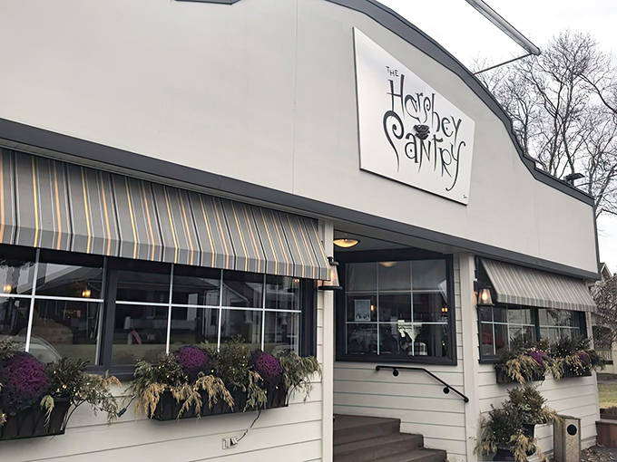 Humble beginnings often hide the greatest treasures - this unassuming facade guards Pennsylvania's breakfast secrets.