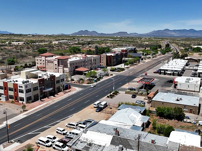 Sierra Vista's wide-open streets and mountain backdrop offer that rare combination of accessibility and breathtaking natural beauty. No traffic jams, just jaw-dropping vistas.