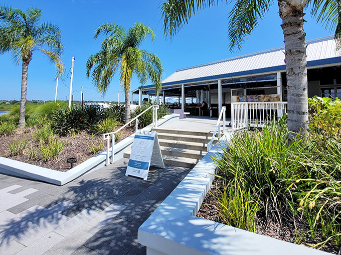 This unassuming facade hides culinary treasures that would make even the most seasoned food explorer weak in the knees.