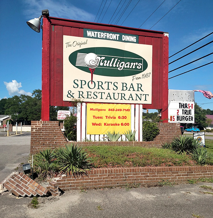 Your next evening out is planned with trivia, karaoke, and great burgers at this friendly local sports bar and restaurant.