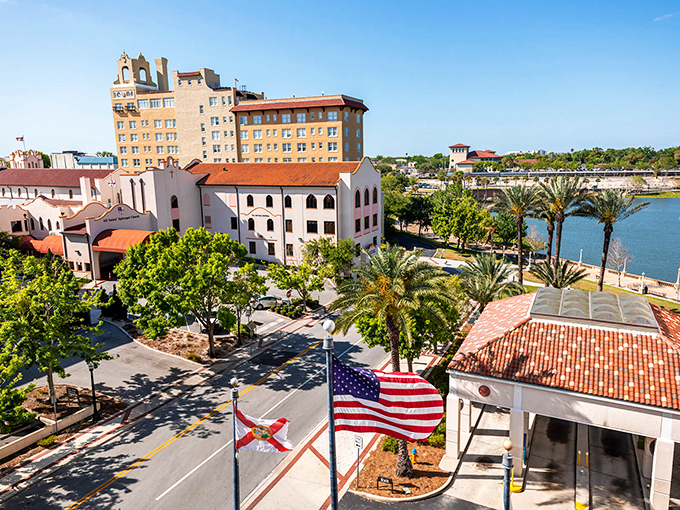 Lake Mirror reflects downtown Lakeland like nature's own Instagram filter, minus the annoying hashtags.