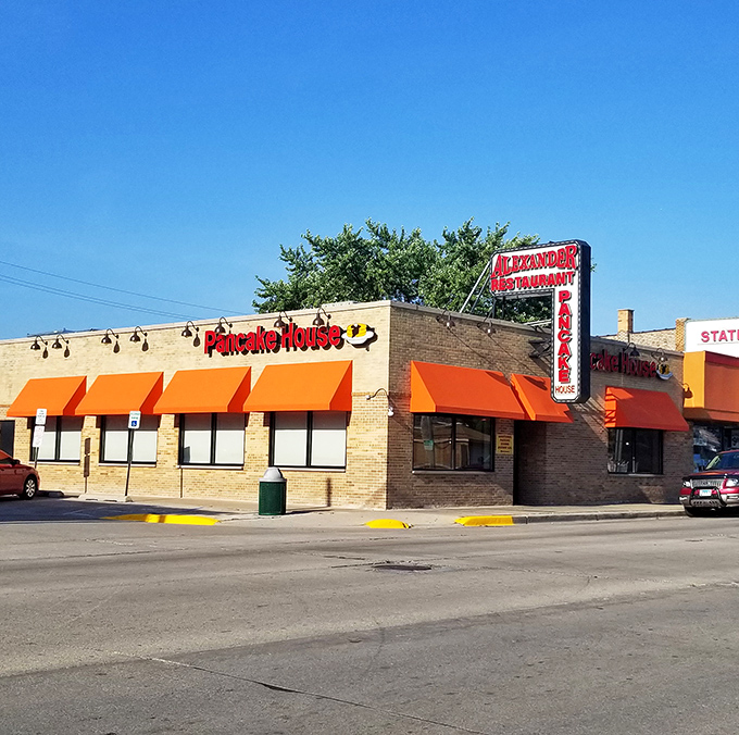 Those iconic orange awnings aren't just eye-catching&mdash;they're beacons of breakfast bliss calling to hungry souls across Stickney like a pancake lighthouse.