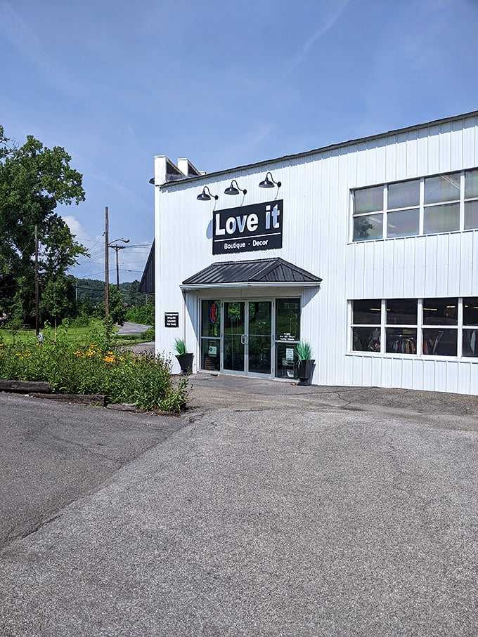 Love It's storefront whispers promises of treasures while that classic white building practically shouts "Come explore!"