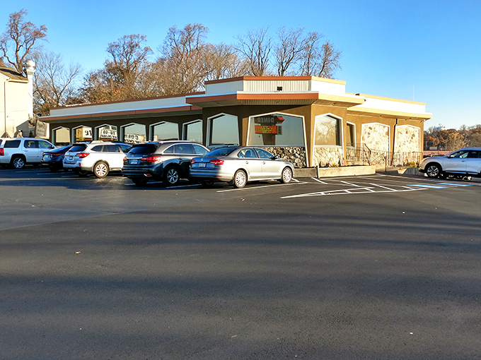 The unassuming exterior of Lancers Diner stands like a beacon of breakfast hope in Horsham, where morning dreams come true one pancake at a time.