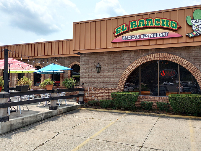 The warm brick exterior of Los Cabos welcomes hungry travelers with colorful umbrellas and lush greenery&mdash;a little slice of Mexican sunshine in Akron.