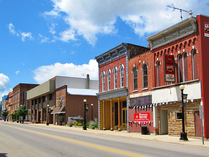 Hudson's historic downtown whispers stories of old Florida while promising affordable retirement dreams. Those brick buildings have seen some things!
