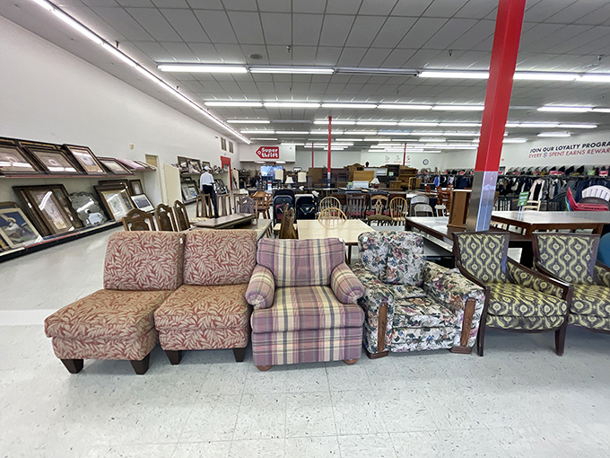 SuperThrift's sprawling exterior promises treasure hunting on an industrial scale. Bargain paradise awaits behind those unassuming walls.