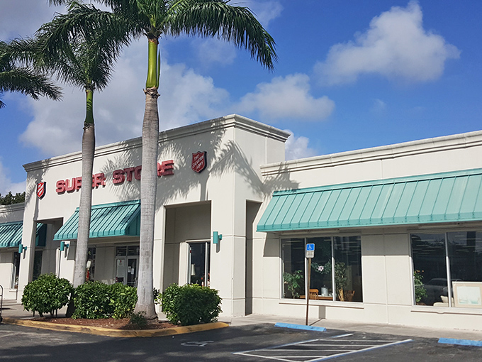 Palm trees stand guard outside this bargain hunter's paradise, where the Florida sun glints off the "Super Store" sign like a beacon of thrifty hope.