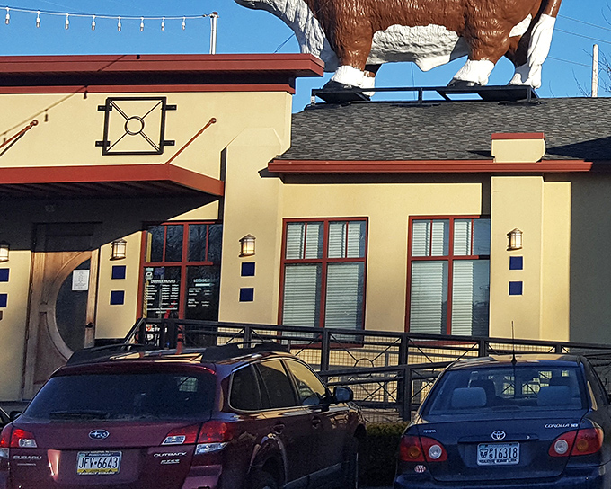 The unassuming exterior of Kelly's Steak & Seafood in Boalsburg might fool you, but Pennsylvania locals know better than to judge this culinary treasure by its cover.