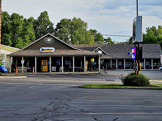 The unassuming exterior of Blueberry Cafe stands like a breakfast beacon in Bellbrook, promising homestyle comfort without any fancy pretensions.