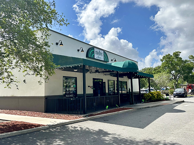 The unassuming exterior of Metro Diner hides culinary greatness like Clark Kent's glasses hide Superman. That green awning might as well be a superhero cape.
