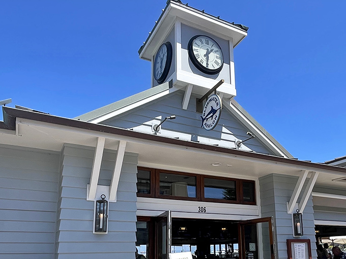 The iconic clock tower of Bluewater Avalon stands like a maritime sentinel, promising delicious treasures within. Time literally stops when seafood this good awaits.