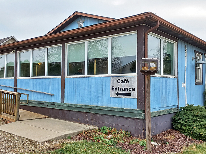 The blue exterior might not scream "culinary destination," but that humble facade hides Ohio comfort food magic worth the drive from anywhere.