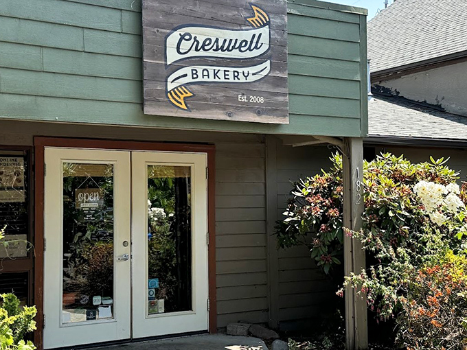 The unassuming green exterior of Creswell Bakery proves once again that culinary treasures often hide in plain sight, waiting for curious food adventurers.