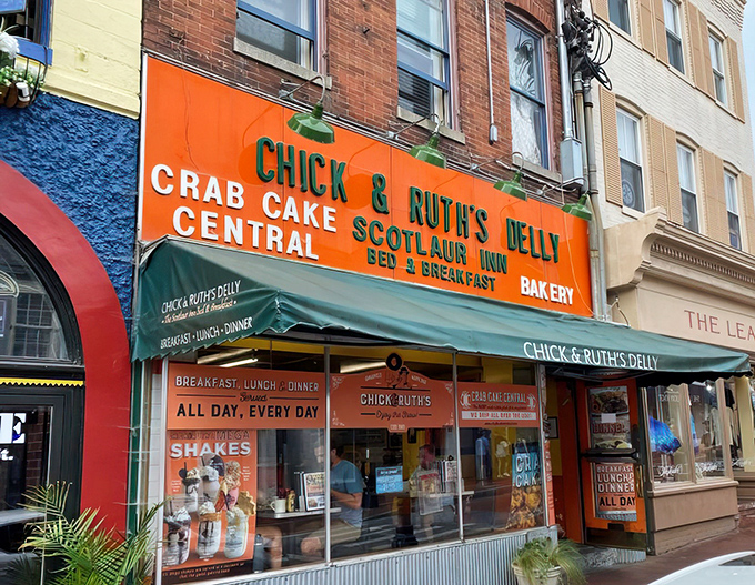 The unmistakable orange and blue fa&ccedil;ade of Chick & Ruth's stands out on Main Street like a culinary lighthouse guiding hungry sailors to port.