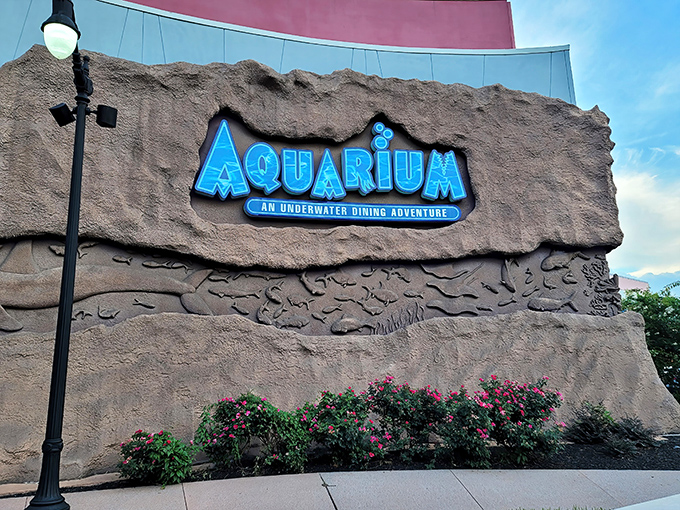 The entrance to Aquarium Restaurant looks like what would happen if Neptune decided to open a TGI Friday's. Oceanic adventure awaits beyond those stone walls.