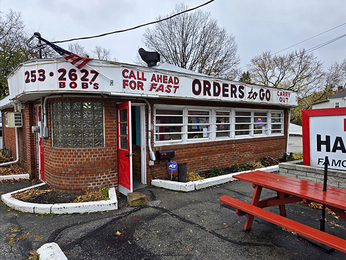 Time stands still at this Akron landmark, where the curved brick exterior and vintage signage promise burgers that have satisfied cravings since FDR was president.