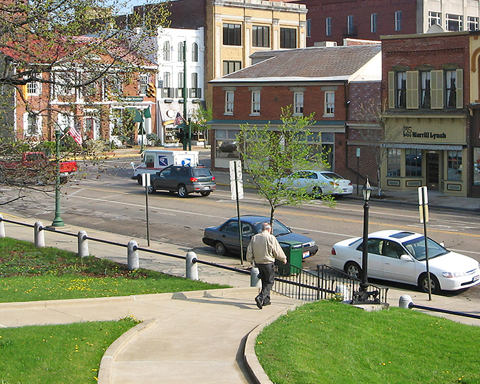 Brick streets that whisper stories of yesteryear&mdash;Marietta's historic downtown invites you to slow down and notice life's details again.