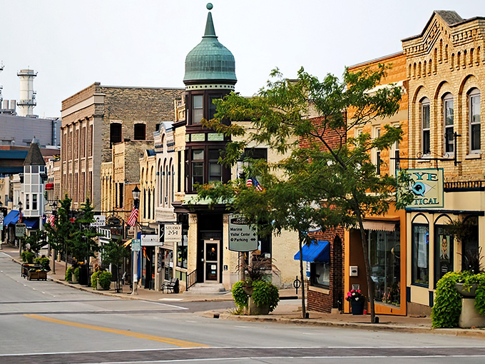 Downtown Port Washington looks like a movie set, but it's the real deal &ndash; historic buildings with copper domes and cream city brick lining streets that practically beg you to explore.