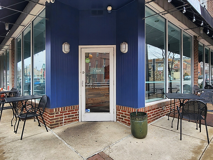 The blue storefront with its "HAND CARVED SANDWICHES" awning is like Clark Kent's glasses &ndash; a humble disguise for sandwich superhero powers within.