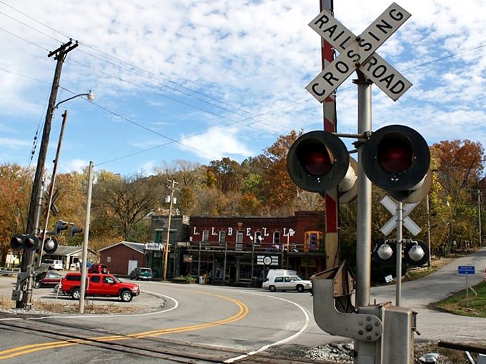 Small-town charm meets artistic soul in Makanda, where every corner whispers stories of creativity and community.