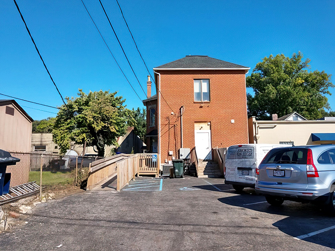 The unassuming brick exterior of Smoked On High might not scream "barbecue paradise," but your nose will know better once you get within a block of this Columbus gem.