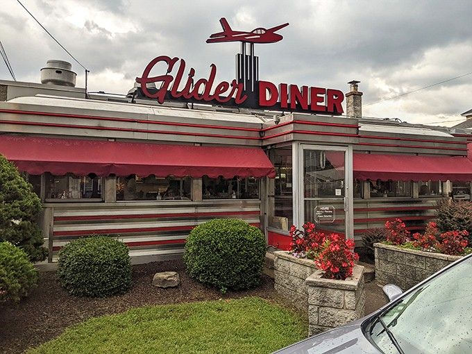 That little red airplane isn't just decoration &ndash; it's pointing you toward culinary heaven in classic diner style.
