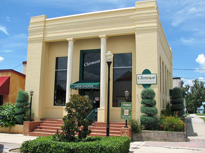 This cream-colored bank building with classical columns looks like it should be guarding gold doubloons instead of handling modern banking transactions.
