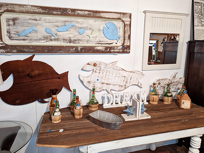 Coastal treasures that smell like summer memories and look like your beach house dreams, bottles and all.