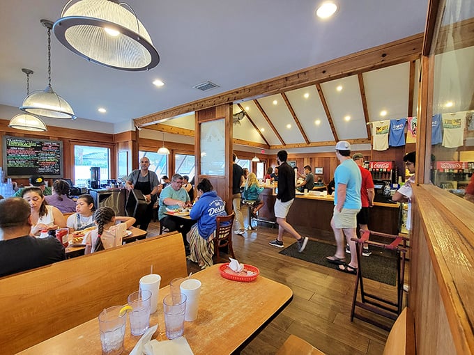 The breakfast rush in full swing&mdash;a beautiful choreography of servers, hungry patrons, and plates piled high with morning delights.