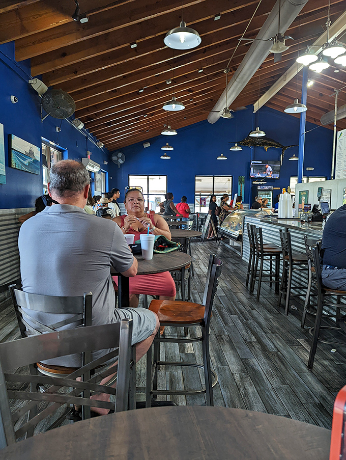 Real people enjoying real food &ndash; no Instagram influencers required, just folks who know good seafood.