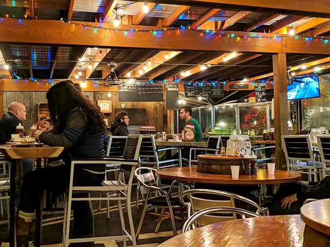 Even in winter, Woodpile's festive atmosphere makes you feel like you've stumbled into the barbecue equivalent of Cheers&mdash;where everybody knows your appetite.