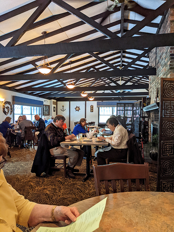 Lunchtime at Beck's brings together locals who know that great seafood doesn't require a view of the ocean, just an appreciation for it.