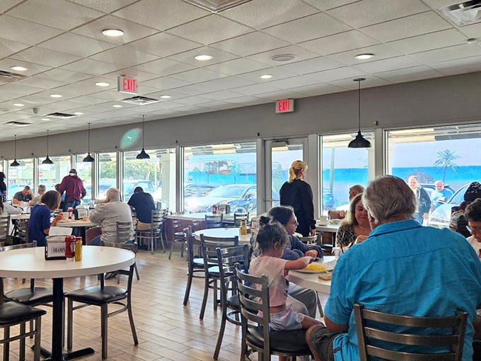 The true measure of a great restaurant isn't just the food&mdash;it's the multi-generational gatherings it hosts. Memory-making in progress, with coffee refills.