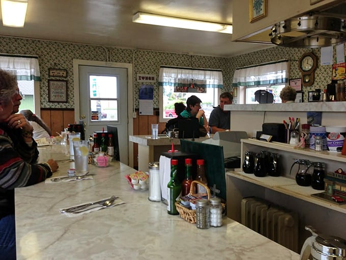 Happy diners proving that good food is the universal language &ndash; no translation needed when French toast is involved.