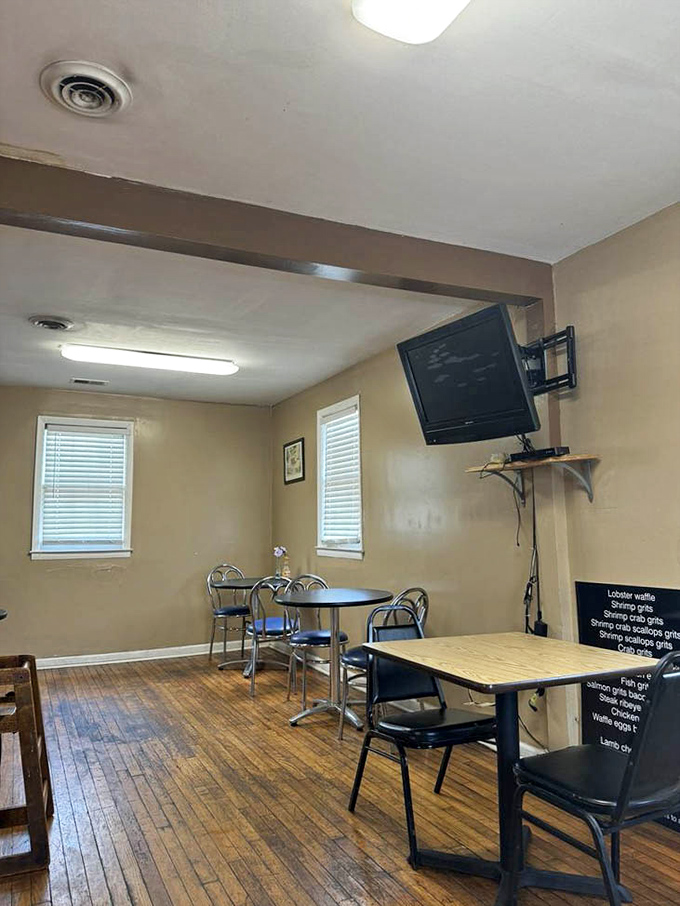 The dining room's unpretentious charm lets you focus on what matters—the soul-satisfying food that keeps locals coming back decade after decade.