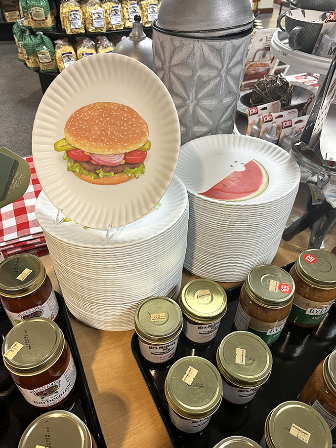 These sturdy plates prove that even takeout deserves proper presentation when quality ingredients are involved.