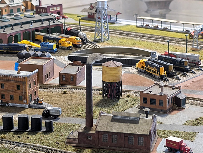 This industrial miniature captures an era when America's economic might rode on steel wheels and determination.