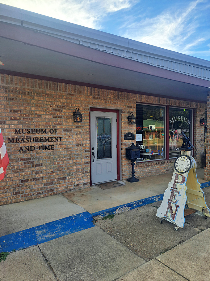 The Museum of Measurement & Time – where clocks and measuring devices get their moment in the spotlight. Nerdy? Yes. Fascinating? Absolutely.