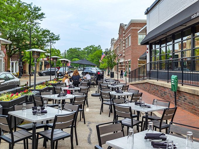 Outdoor dining in Hinsdale elevates the humble patio meal to an art form. The people-watching comes complimentary with every entr&eacute;e.