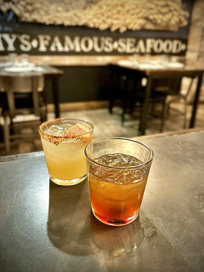 Classic cocktails get the respect they deserve, served with the kind of attention that separates amateurs from pros.