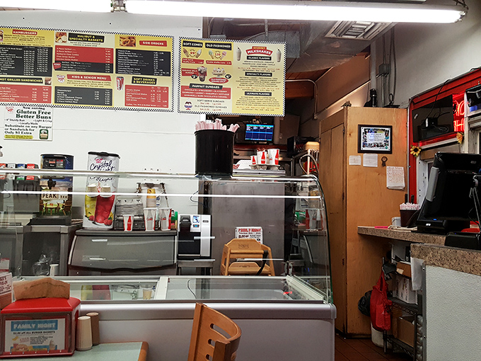 The order counter at Mike's&mdash;where dreams are ordered, processed, and delivered in the form of perfect comfort food.