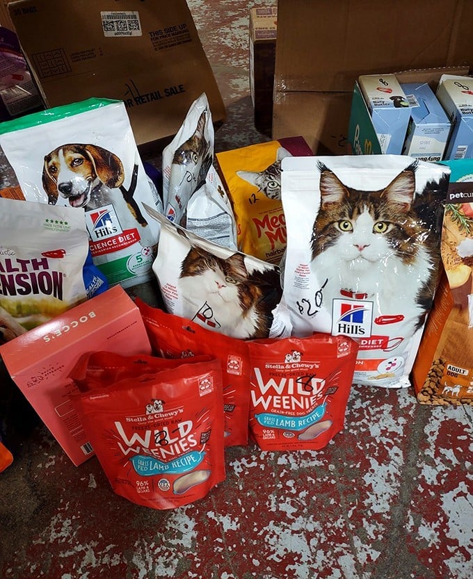 Everything your furry friends need, at prices that'll leave more money for treats and belly rubs.