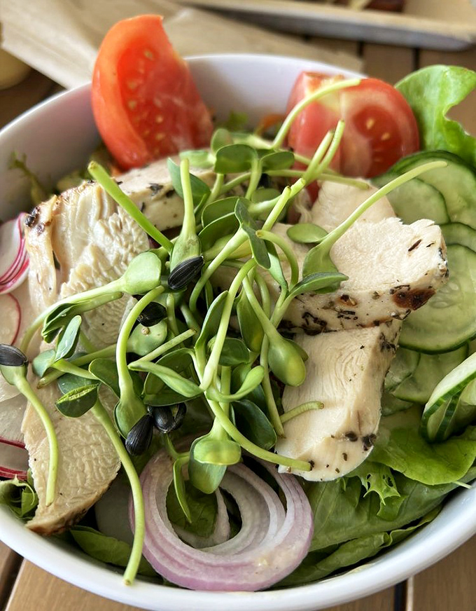 A salad that actually excites&mdash;where microgreens and grilled chicken have the kind of relationship nutritionists dream about.