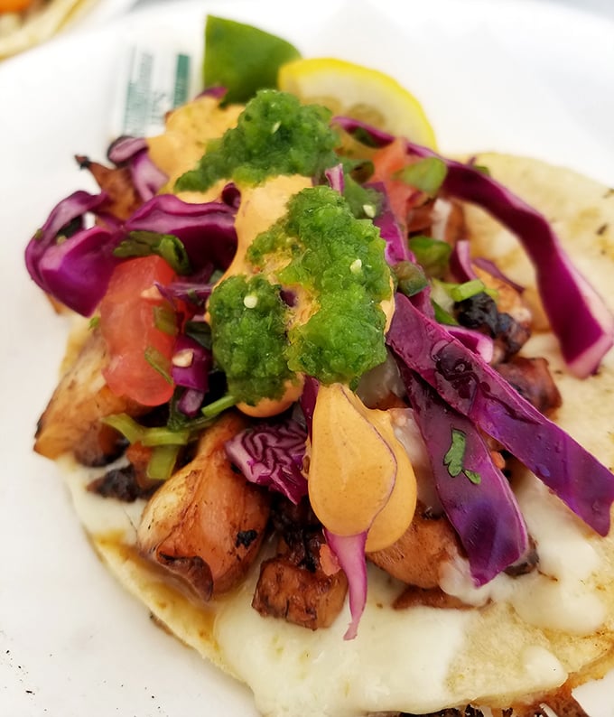 A colorful taco that proves El Momo's talents extend beyond pork. Like finding out your favorite band can play multiple instruments&mdash;impressive range.