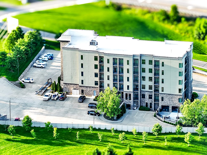 The Wallhouse Hotel stands as modern proof that you can have your Amish experience and still enjoy air conditioning.