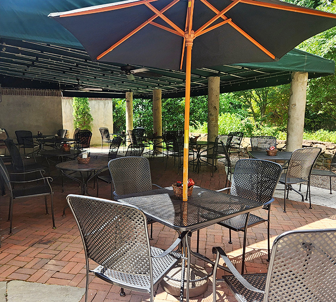 The covered patio at Buckley's proves that "al fresco" is Italian for "somehow food tastes even better outside."